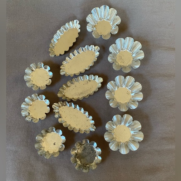 Kitchen | Vintage Mini Tart Tins 12 In All | Poshmark